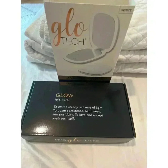 GloTech | Makeup | Glo Tech Led Compact Mirror White | Poshmark